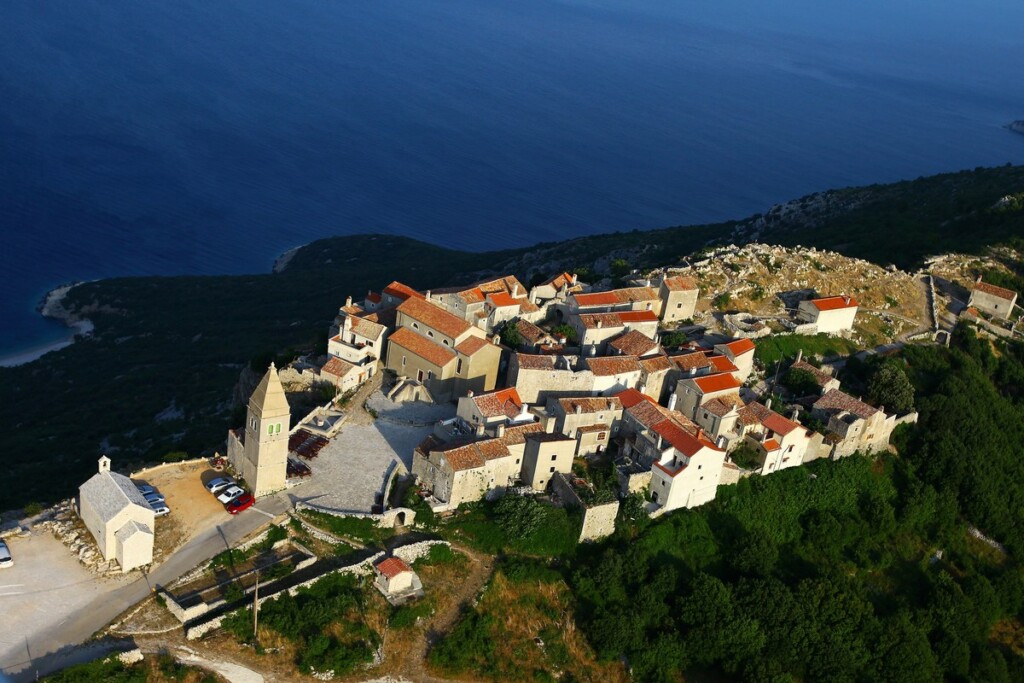Lubenice na Cresu in plaža sv. Ivan - Pag.si