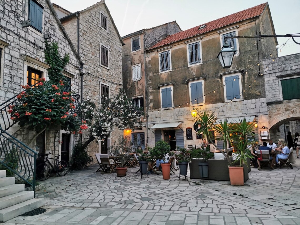 Stari Grad na otoku Hvaru - Pag.si